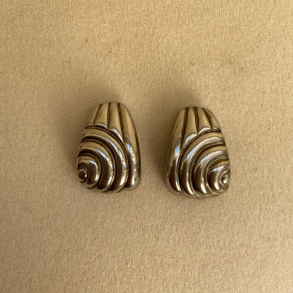 Erwin Pearl | Jewelry | Vintage Erwin Pearl Clip On Earrings | Poshmark